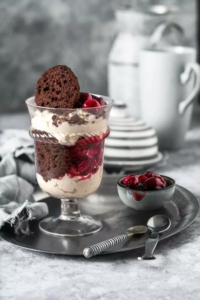 Schwarzwälder Kirsch im Glas: Ein Dessert-Highlight, das meine ...